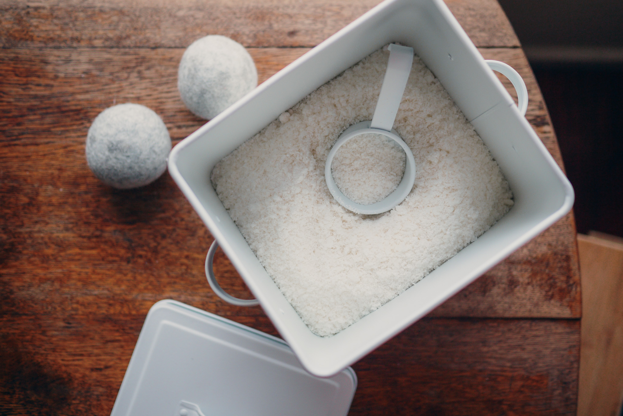 How to Make Homemade 3 Ingredient Laundry Detergent - Simple Home Life